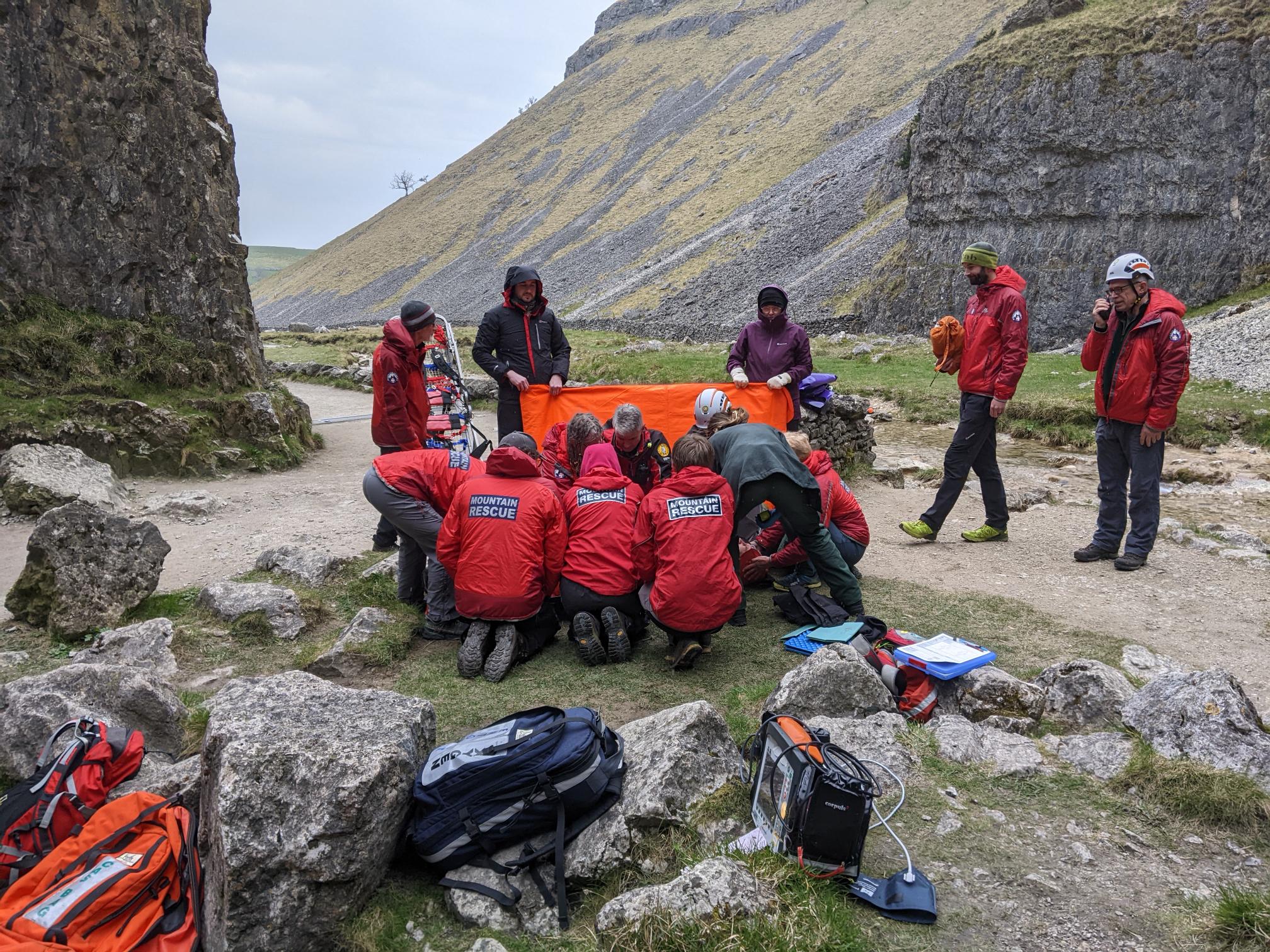 INCIDENT 24/2023 APR. 27th THU. 12.30 GORDALE SCAR, MALHAM, NORTH ...